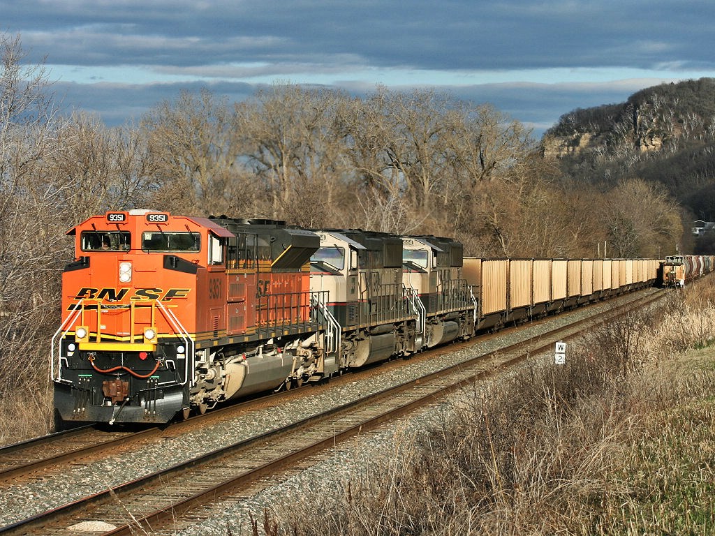 BNSF 9351